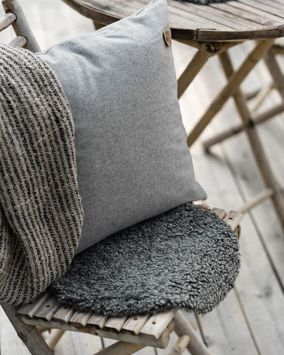 Fårskinnsdyna - Stolsdynor i äkta fårskinn